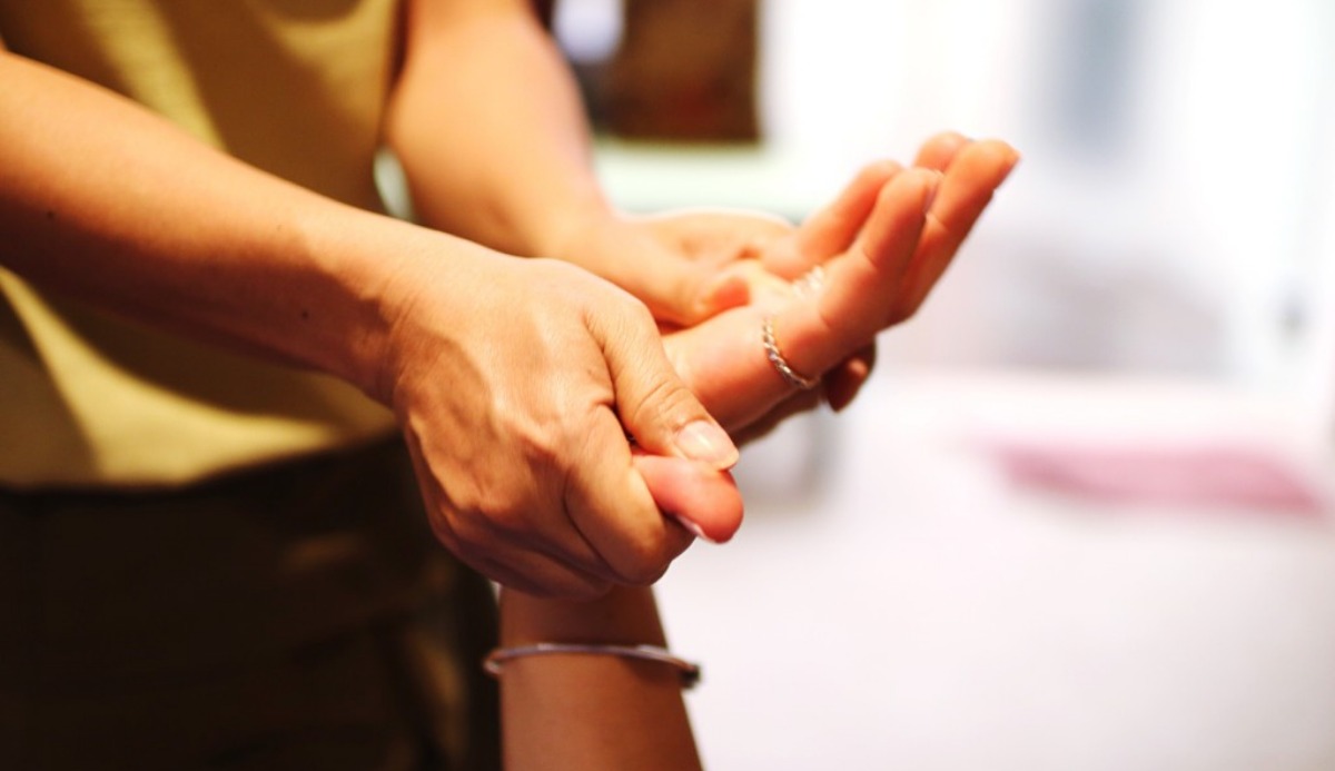 100% Fun Tickle Quiz: How Ticklish Are You?